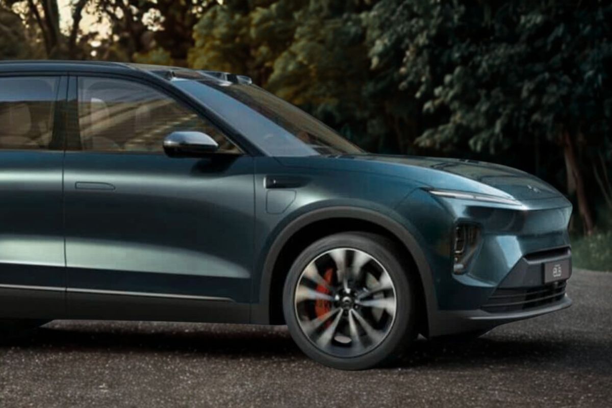 À bord du Nio EL8, le luxe devient une expérience sensorielle - Logo ...